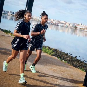 FLANNELS - Junction 32